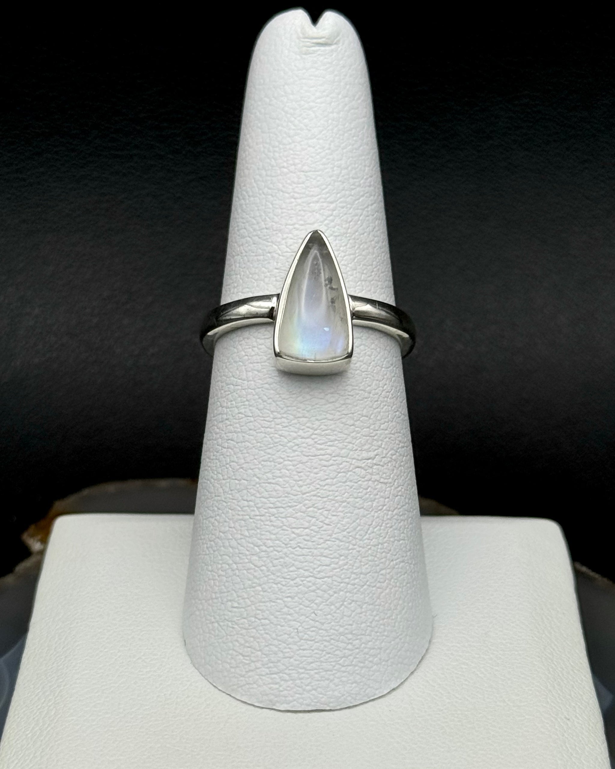 •RAINBOW MOONSTONE - MEDIUM FANG• silver ring (size 7.25)