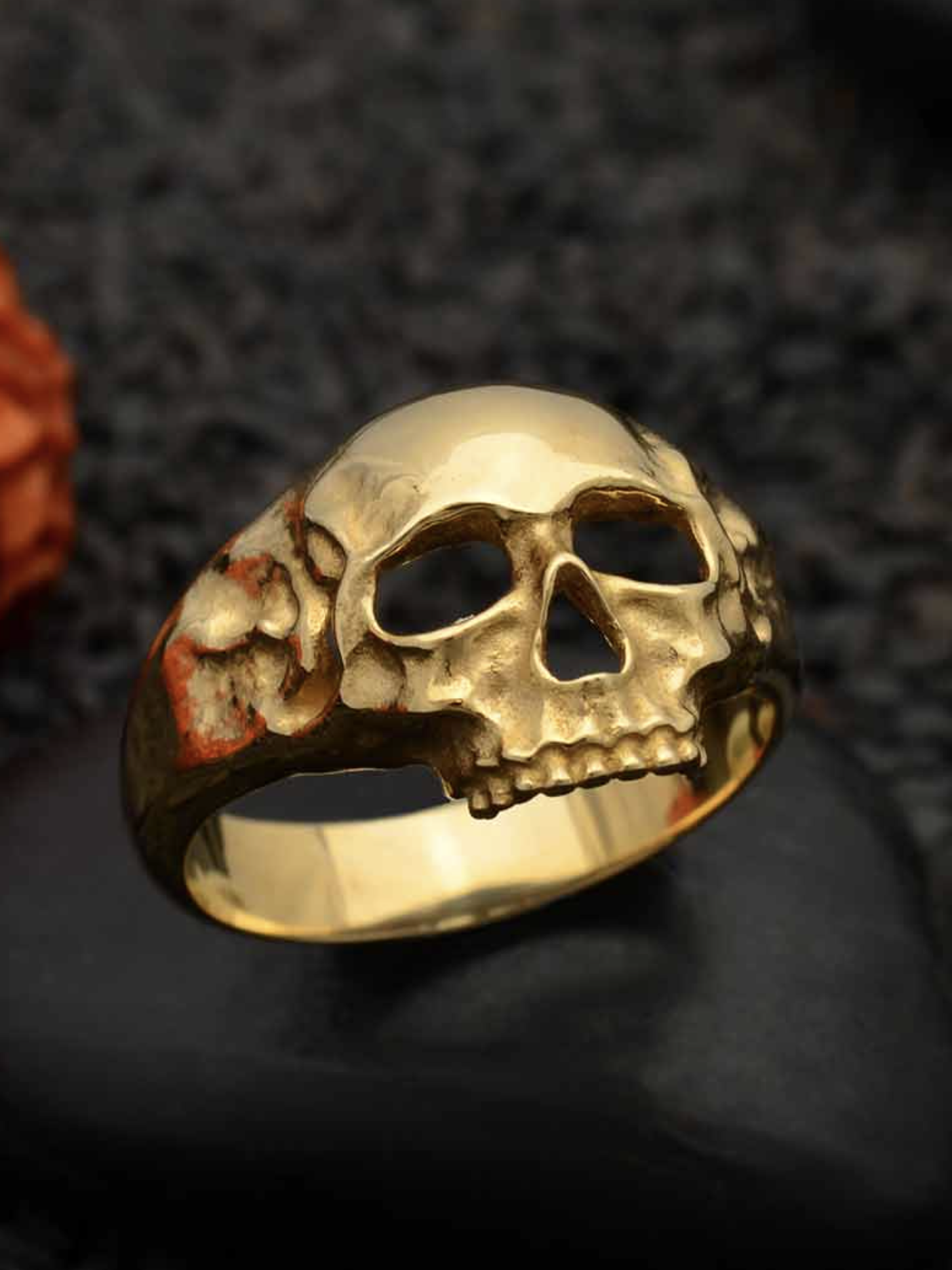 •CHUNKY SKULL• bronze ring